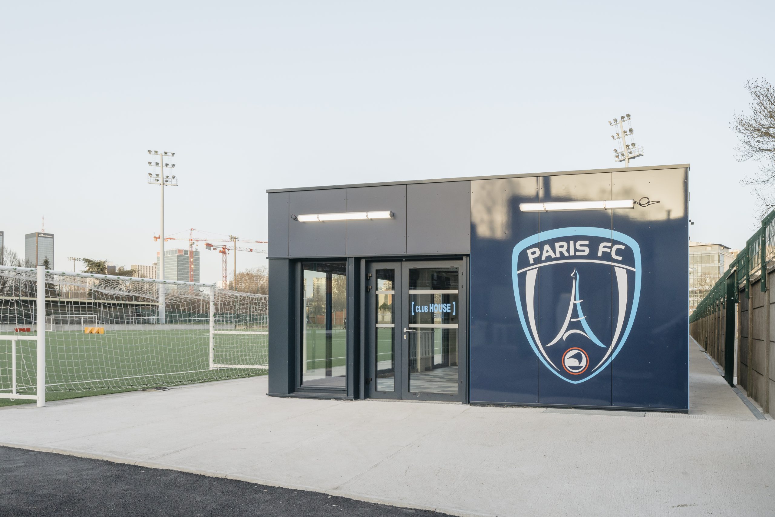 Infrastructures du Paric FC au Stade Déjerine - L'atelier des Fluides